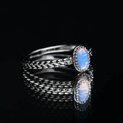 Moonstone | Gemstone Encyclopedia by Luxury Brand Jewellery - Luxury ...