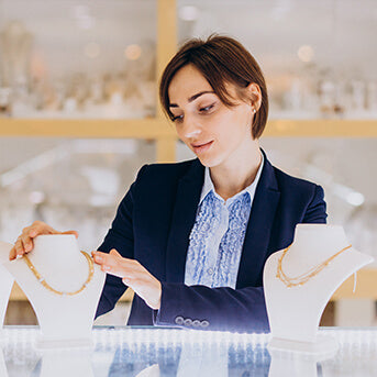 Ultimate Guide to Selling Gold Jewellery - Luxury Brand Jewellery